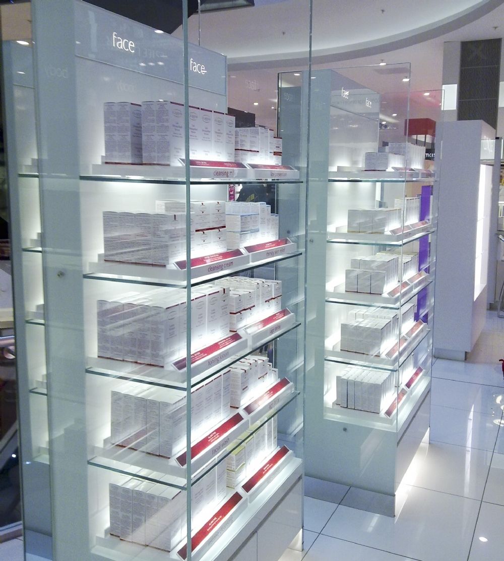 Custom Glass Display Cases - Showcase your products in style